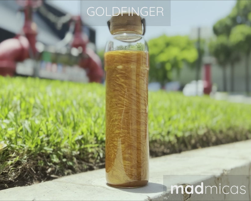 Goldfinger Premium Gold Mica – Mad Micas